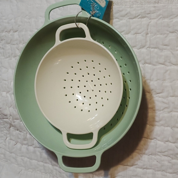 The Pioneer Woman | Other | The Pioneer Woman Garden Party 2piece ...